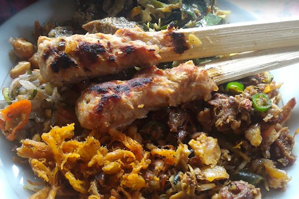 Where to Eat the Best Lawar in the World? | TasteAtlas