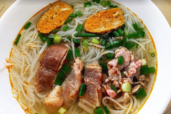 Where to Eat the Best Bún bò Huế in the World? | TasteAtlas