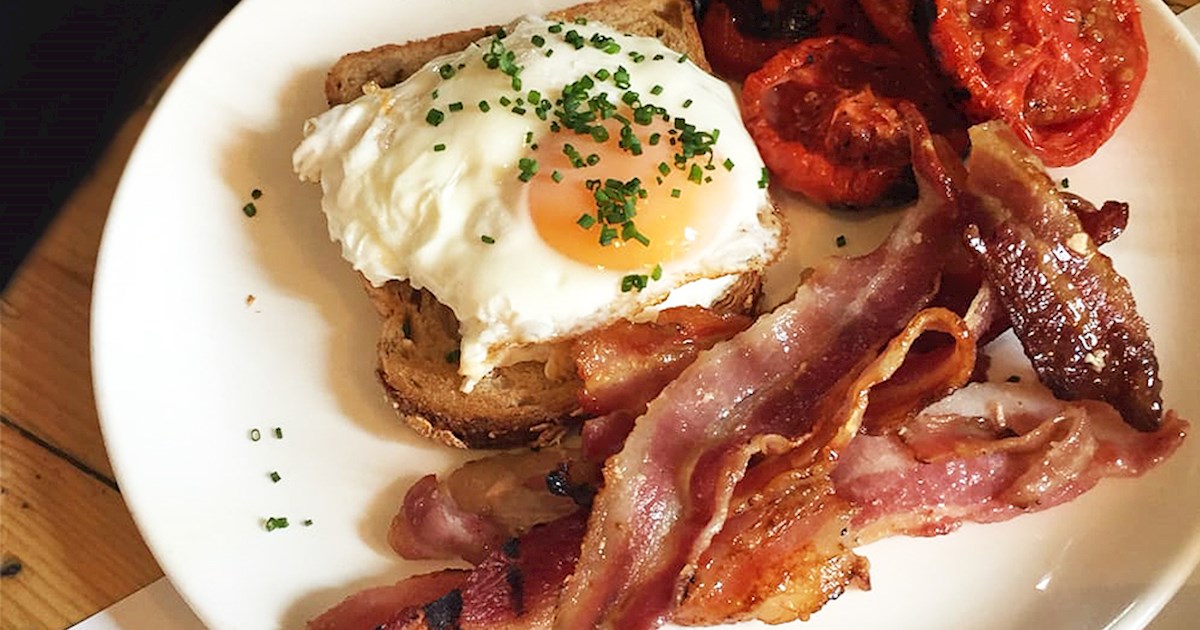 English Breakfast In Caravan King's Cross | TasteAtlas | Recommended ...