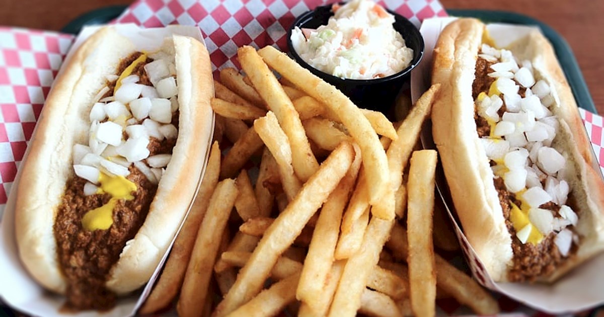 Michigan Hot Dog In Gus' Red Hots | TasteAtlas | Recommended authentic ...