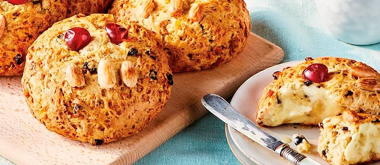 Fat Rascal In Bettys Café Tea Rooms York | TasteAtlas | Recommended ...