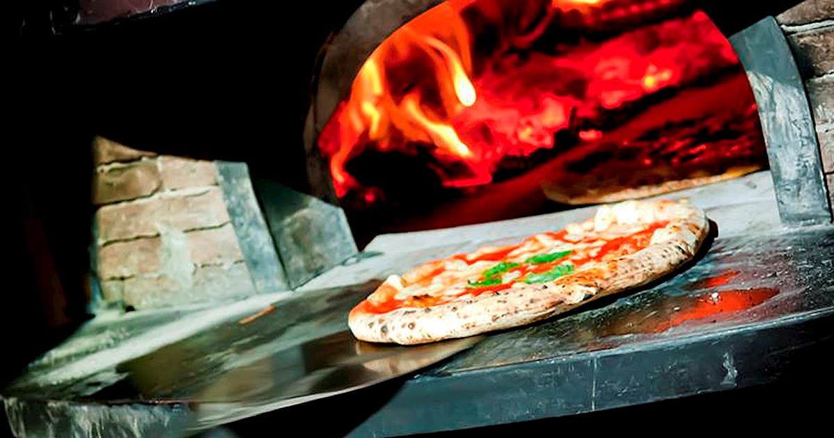 Napoli Pizza Village | Food festival in Naples | Where? What? When?