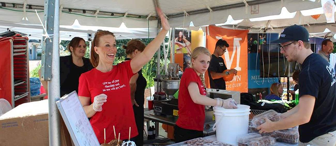 Long Grove Strawberry Fest | Fruit festival in Long Grove | Where? What ... Long Grove Strawberry Fest | Fruit festival in Long Grove | Where? What ...