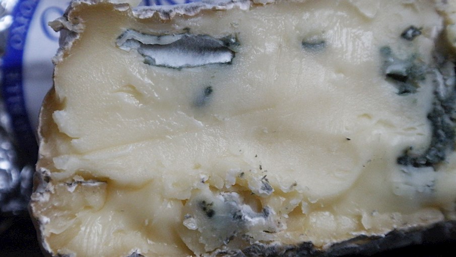 22 Best Blue Cheeses in England - TasteAtlas