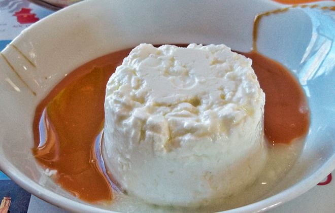 French Cheeses: 220 Cheese Types in France | TasteAtlas