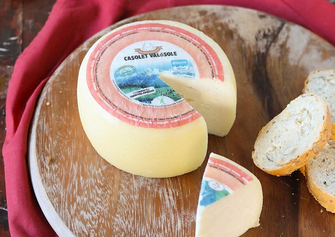 Casolét | Local Cheese From Autonomous Province of Trento, Italy