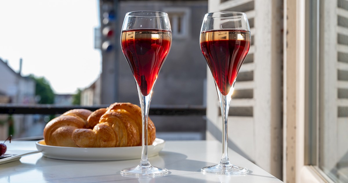 Kir Savoyard | Local Wine Cocktail From Savoie, France