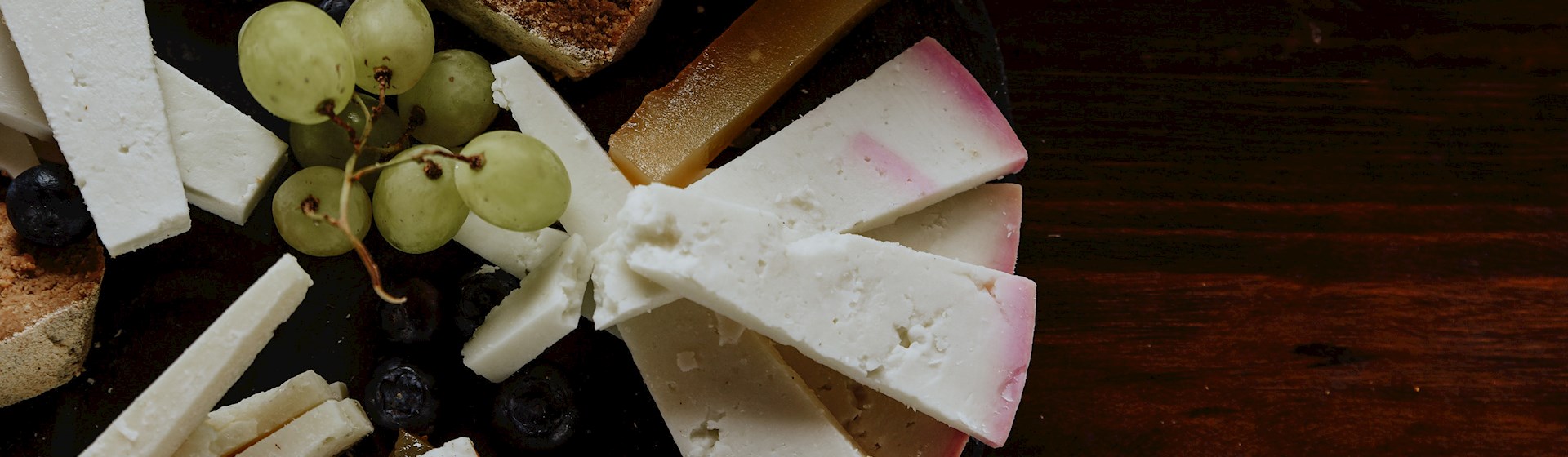 3 Best Mixed Milk Cheeses in the Canary Islands - TasteAtlas