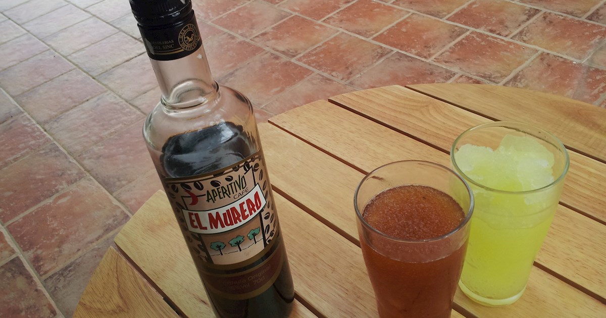 3 Best Alcoholic Beverages in the Province of Alicante - TasteAtlas