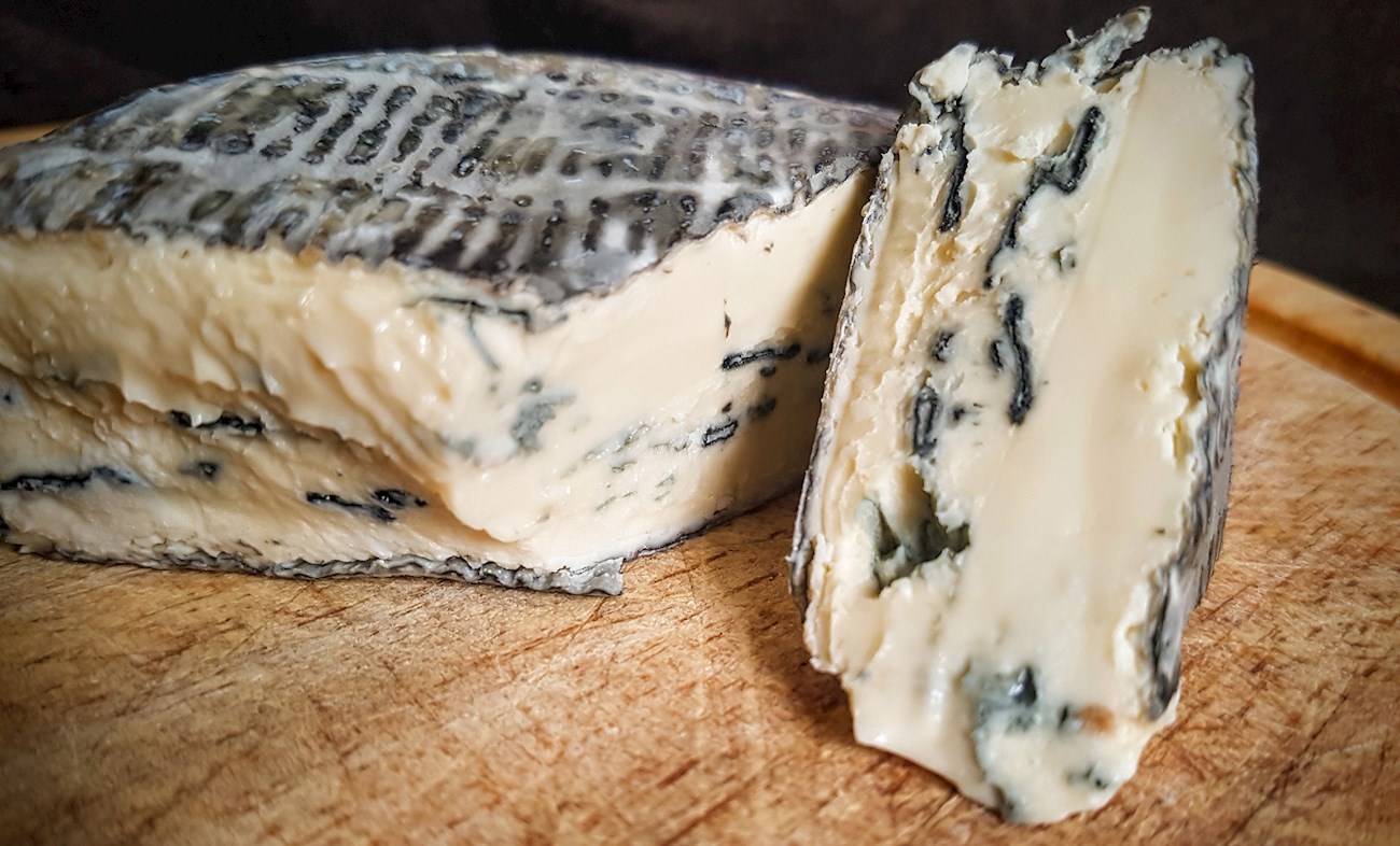 Isle of Wight Blue | Local Cheese From Isle of Wight, England