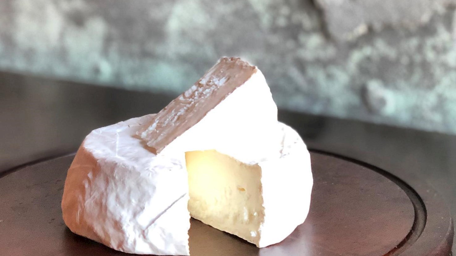 4 Best Bloomy Rind Cheeses in Minnesota - TasteAtlas