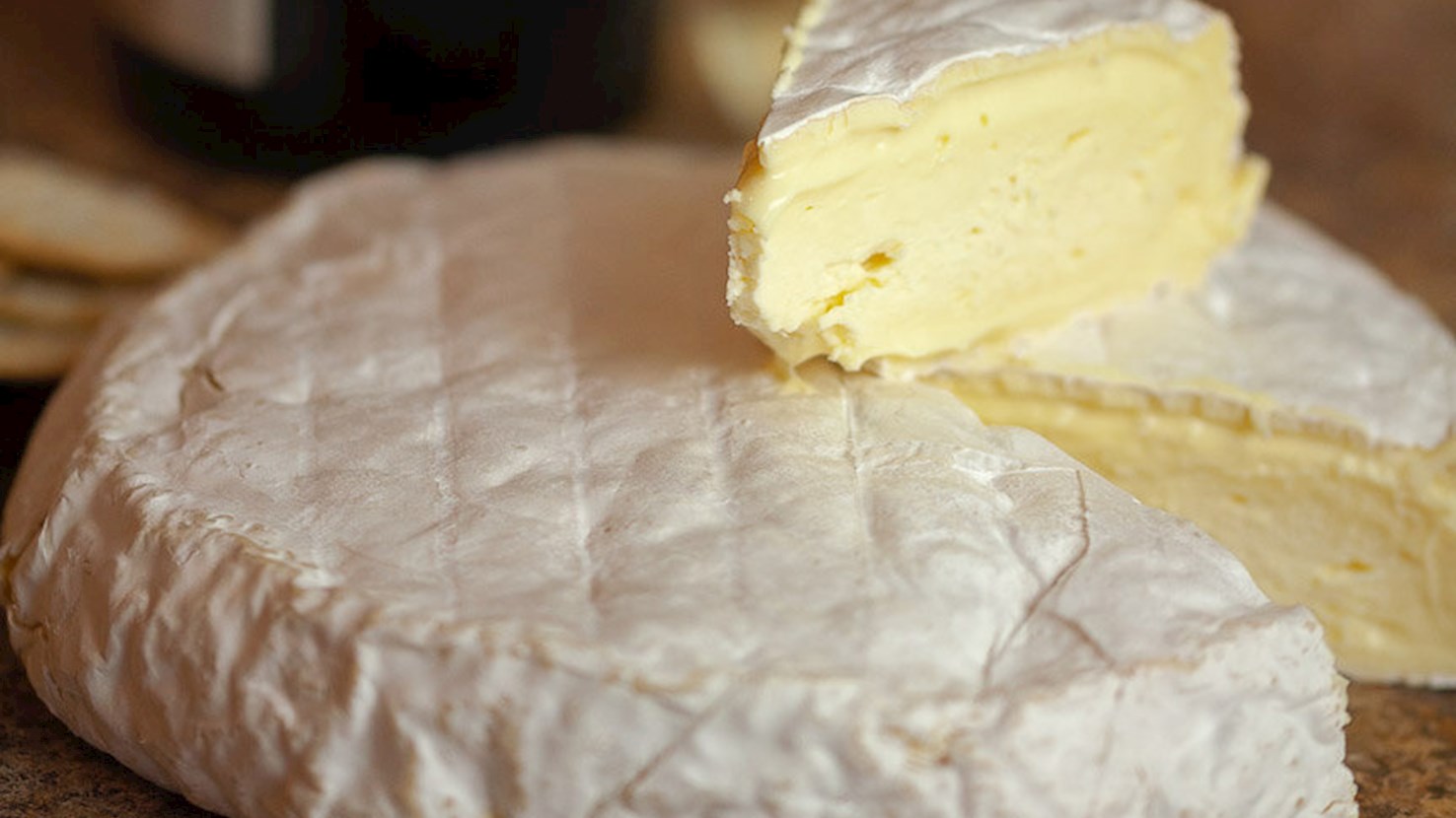 4 Best Bloomy Rind Cheeses in Minnesota - TasteAtlas