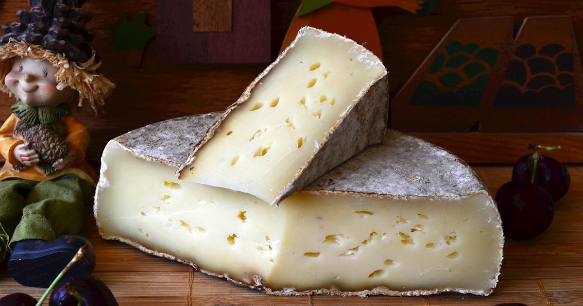 Tomme | Local Cheese From France, Western Europe