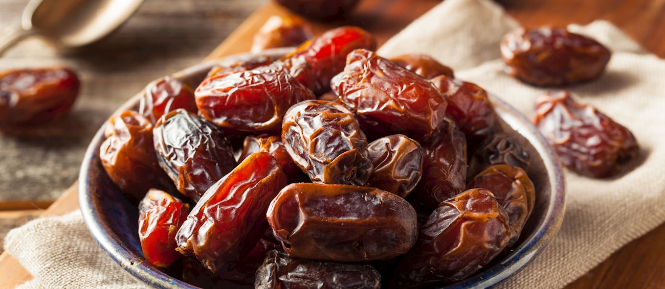 39 Best Dates in the World - TasteAtlas