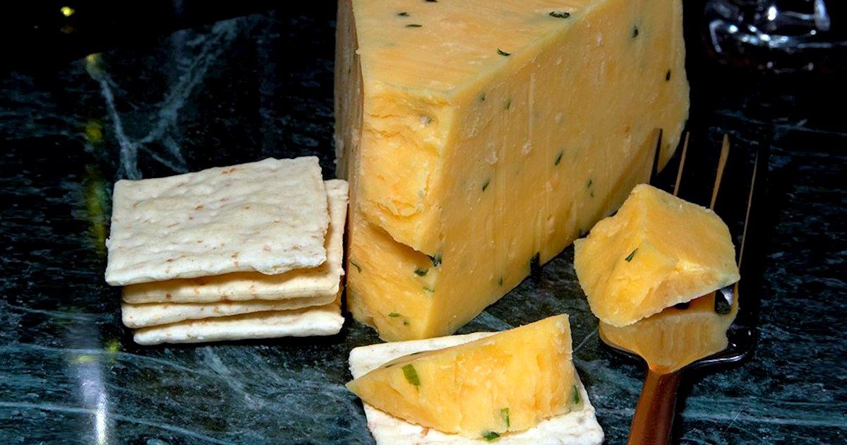 5 Best Natural Rind Cheeses in Gloucestershire - TasteAtlas
