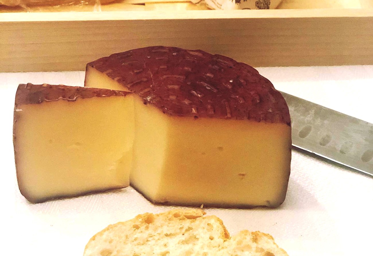 4 Best Washed Rind Cheeses in the Province of Treviso - TasteAtlas