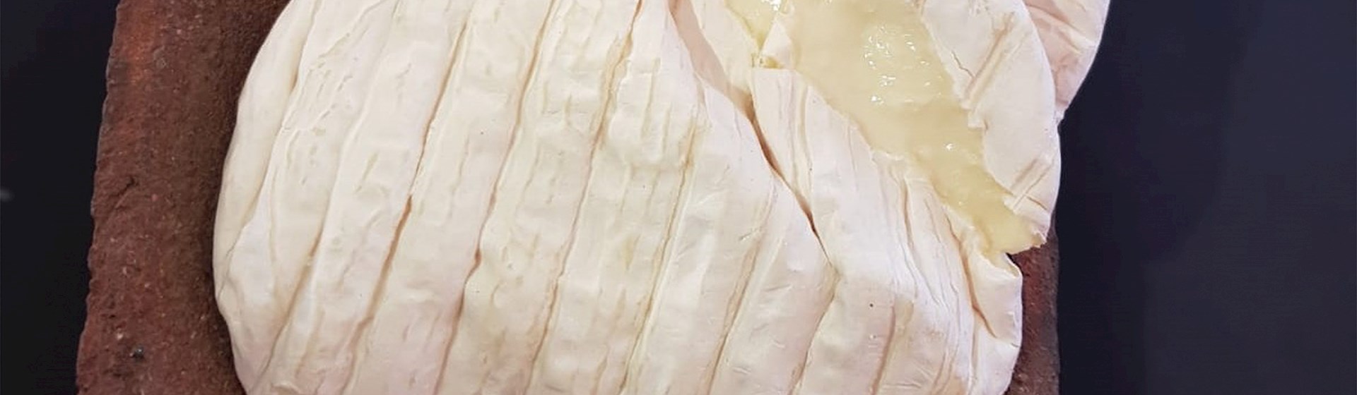 5 Best Bloomy Rind Cheeses in Italy - TasteAtlas