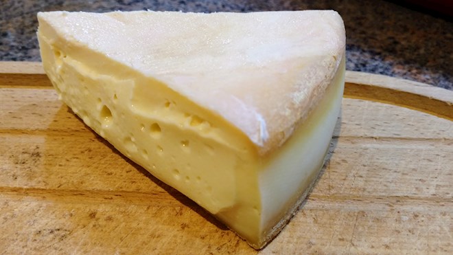 Scottish Cheeses: 17 Cheese Types in Scotland | TasteAtlas