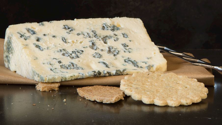 5 Best Rated Auvergnese Cheeses - TasteAtlas