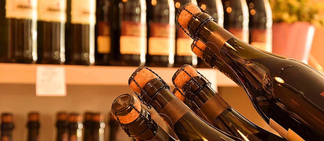 Cava | Local Sparkling Wine From Catalonia, Spain