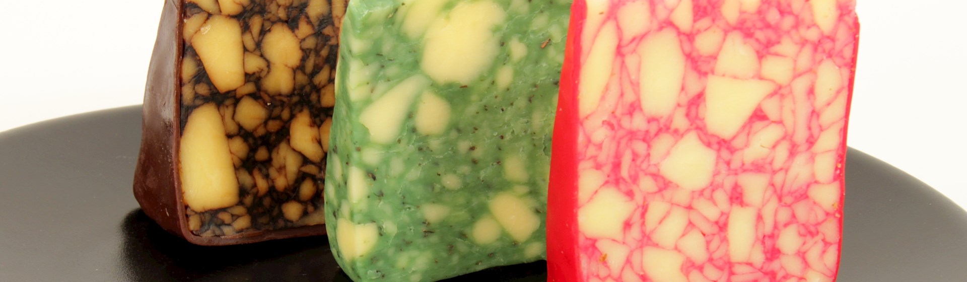 6 Best Waxed Rind Cheeses in England - TasteAtlas