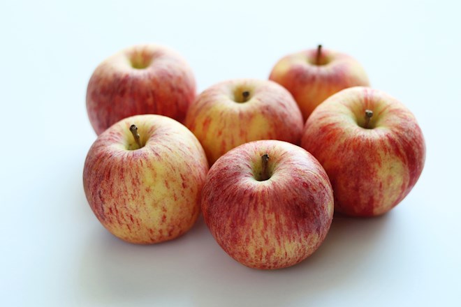 Pome Fruits of the World: 130 Pome Fruit Types | TasteAtlas