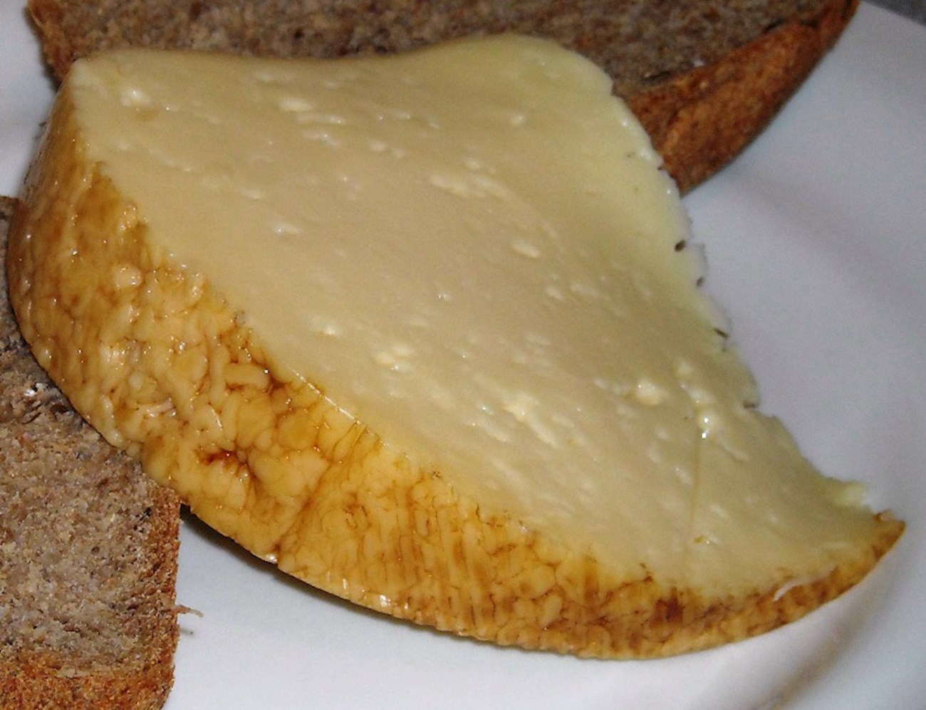 Doux de Montagne | Local Cheese From Auvergne, France