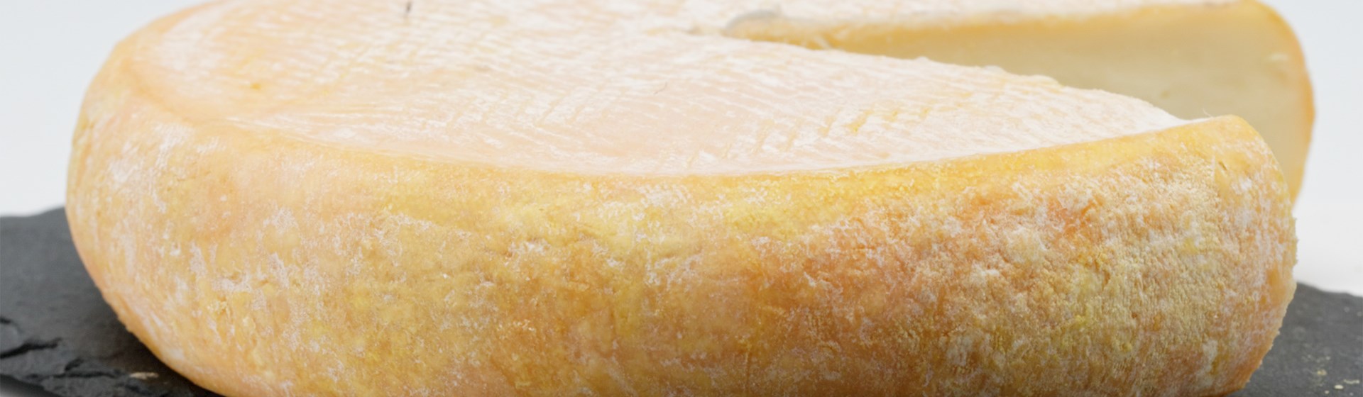 9 Best Washed Rind Cheeses in Burgundy - TasteAtlas