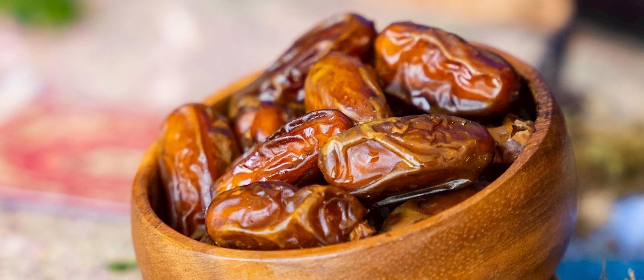 Halawi Dates Local Dates From Iraq