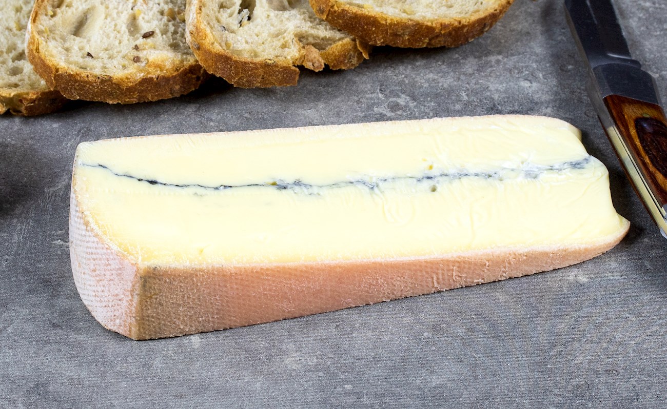 29 Best Cheeses in Quebec - TasteAtlas