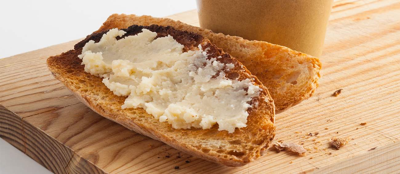 4 Best Soft Cheeses in Catalonia - TasteAtlas