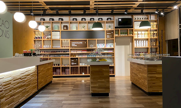 Thionis Chocolates Alfajor de Avellana - Best Gourmet Products | TasteAtlas