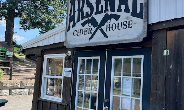 Arsenal Cider House Archibald's Ado - Best Gourmet Products | TasteAtlas