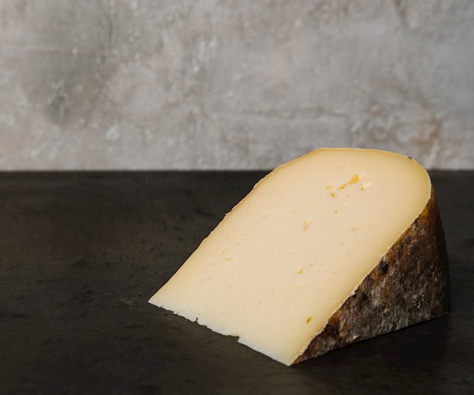 Sweet Grass Dairy Georgia Gouda - Best Gourmet Products | TasteAtlas