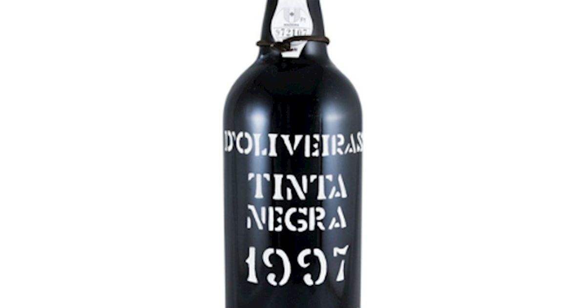 Pereira d'Oliveira Vinhos D'Oliveiras, Tinta Negra (Meio Doce) - Best ...