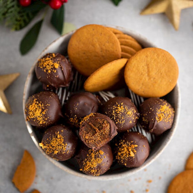 Truffle Shots Ginger Snap Dragées - Best Gourmet Products | TasteAtlas