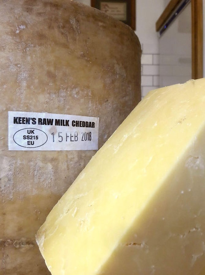 Keen's Cheddar Traditional Raw Milk Extra Mature Cheddar - Best Gourmet ...
