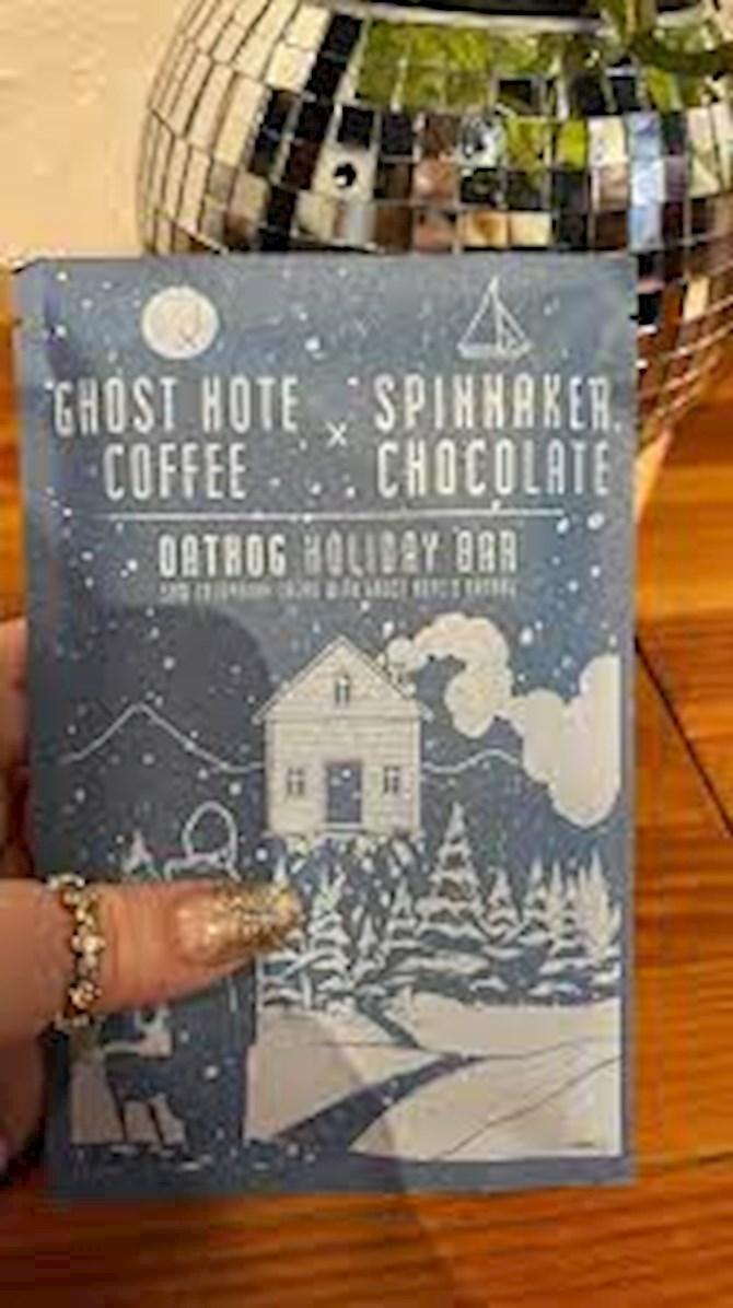 Spinnaker Chocolate Holiday Oatnog - Best Gourmet Products | TasteAtlas