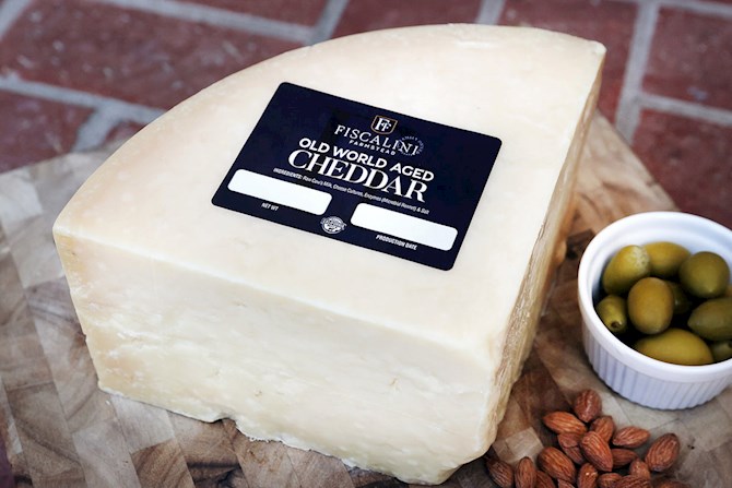 Fiscalini Cheese Company Cheddar - Best Gourmet Products | TasteAtlas