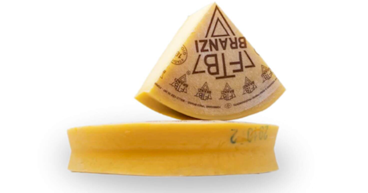 Latteria di Branzi Formaggio Tipico di Branzi - Best Gourmet Products ...