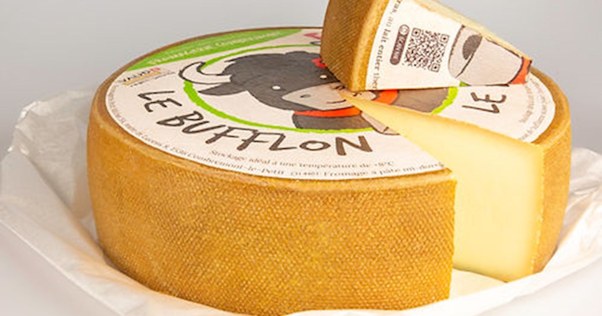 Fromagerie Combremont Le Bufflon - Best Gourmet Products | TasteAtlas