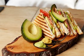 California Club Sandwich Authentic Recipe | TasteAtlas