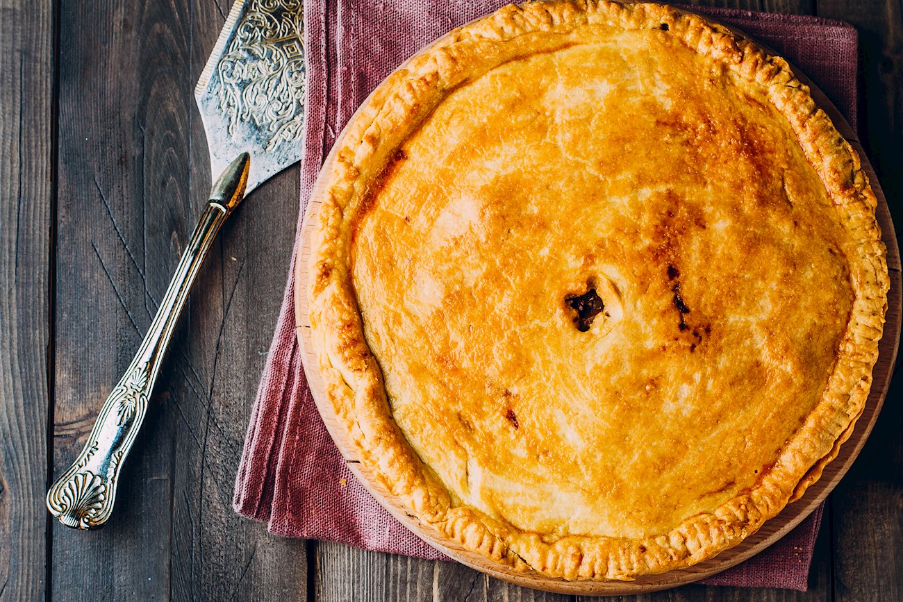 Tourte Lorraine Authentic Recipe | TasteAtlas
