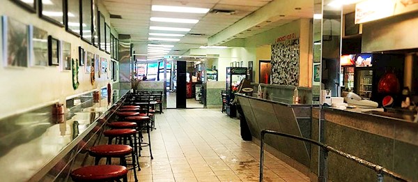 The Best Restaurants in Canada Serving Hot Dogs | TasteAtlas