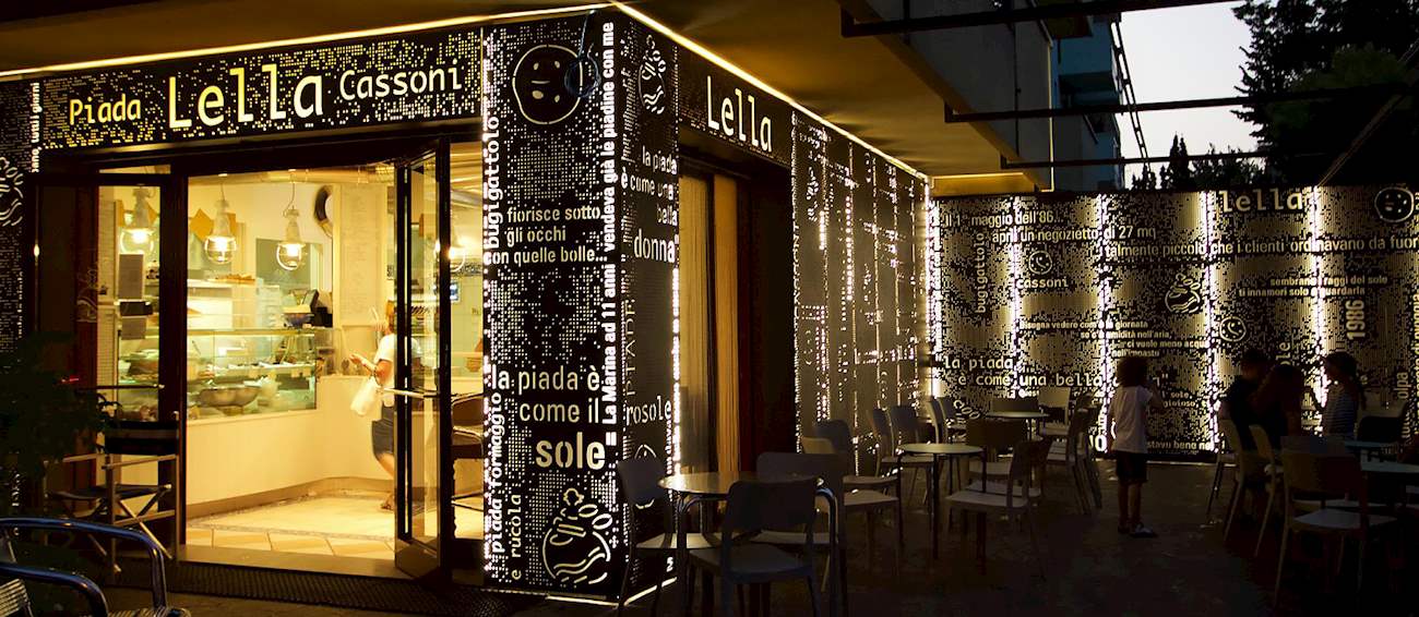 Piada e Cassoni dalla Lella | TasteAtlas | Recommended authentic ...