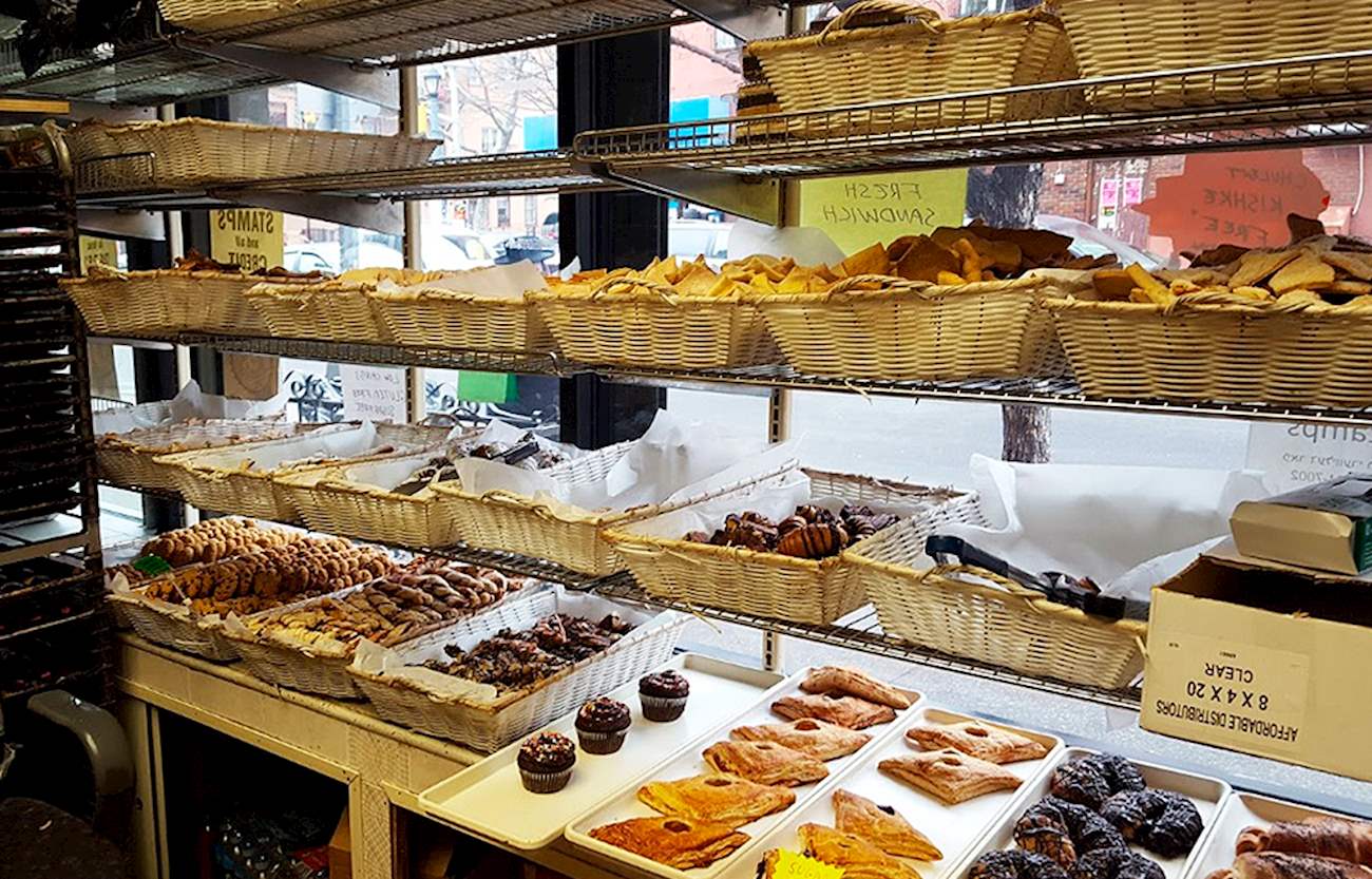 Oneg Bakery | TasteAtlas | Recommended authentic restaurants