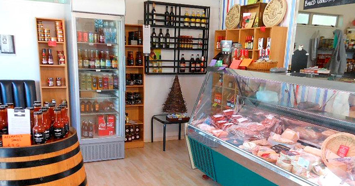 The Burleigh Gourmet Pies | TasteAtlas | Recommended authentic restaurants