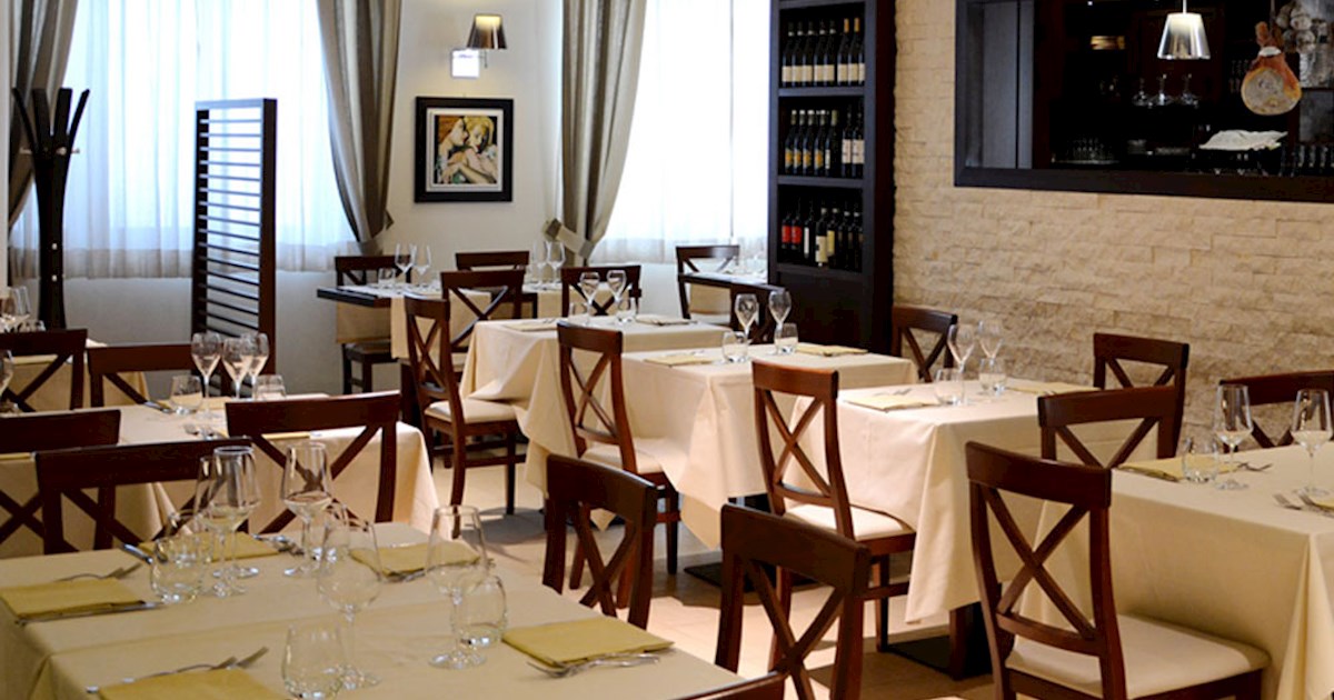 Cà d' Frara Trattoria Moderna | TasteAtlas | Recommended authentic ...