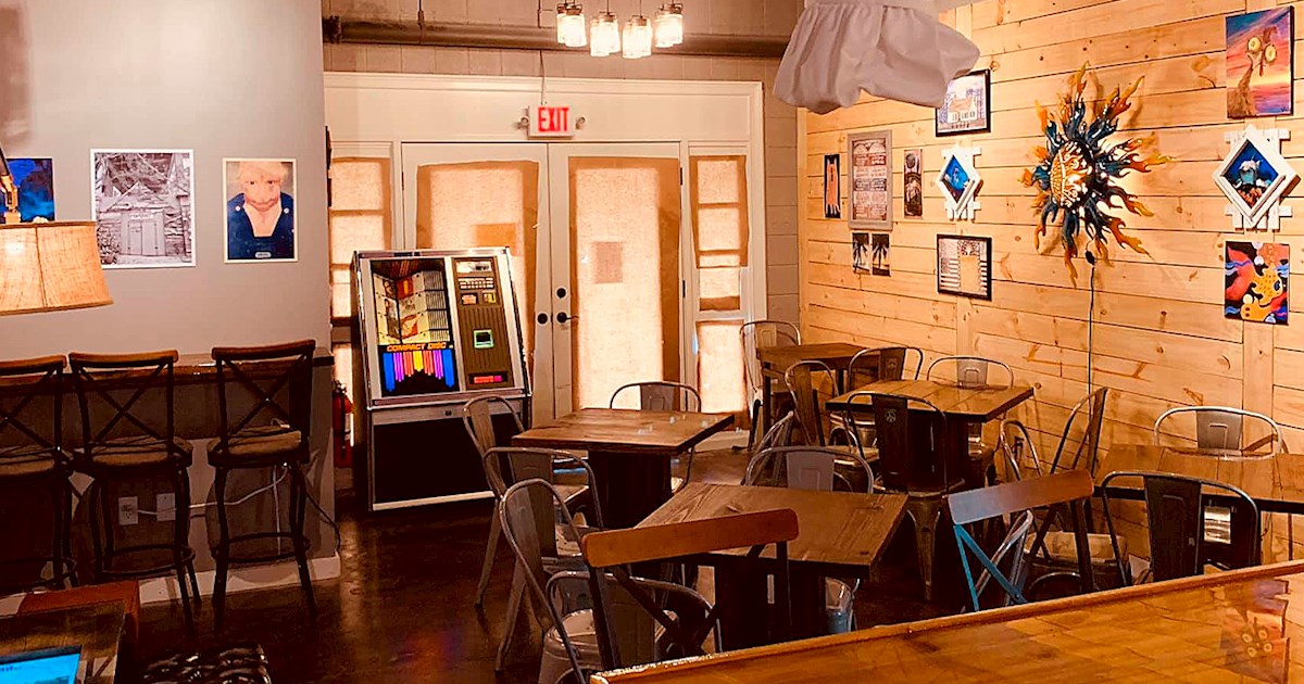 A Lowcountry Backyard Restaurant | TasteAtlas | Recommended authentic ...