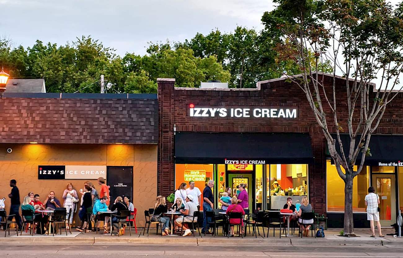 Izzy's Ice Cream Cafe | TasteAtlas | Recommended authentic restaurants